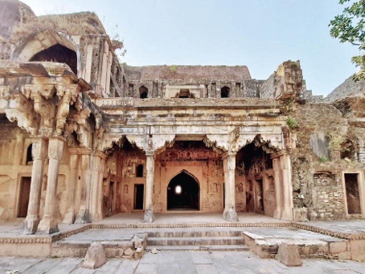 Bhopal gave new life to the splendor of heritage... The age of the Sun ...