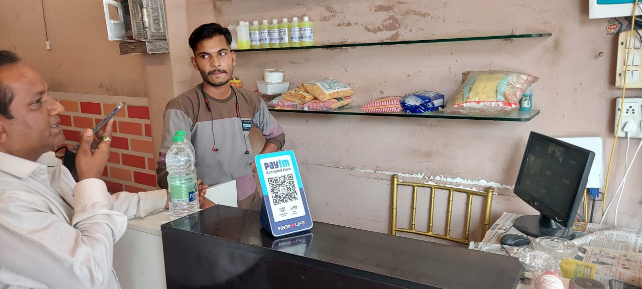 For sampling Kesar Pista Kulfi and Lassi from Famous, Samosa and ...