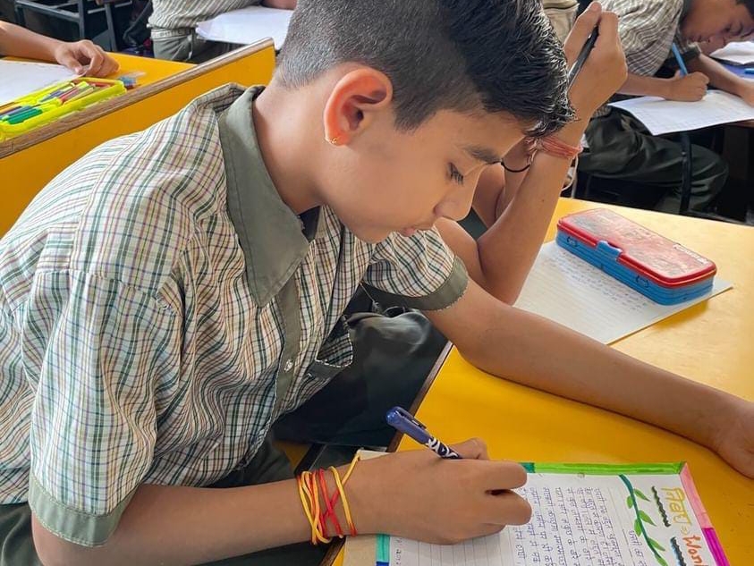 'World Earth Day' at Kewalram Chainrai Public School, Karond | केवलराम ...