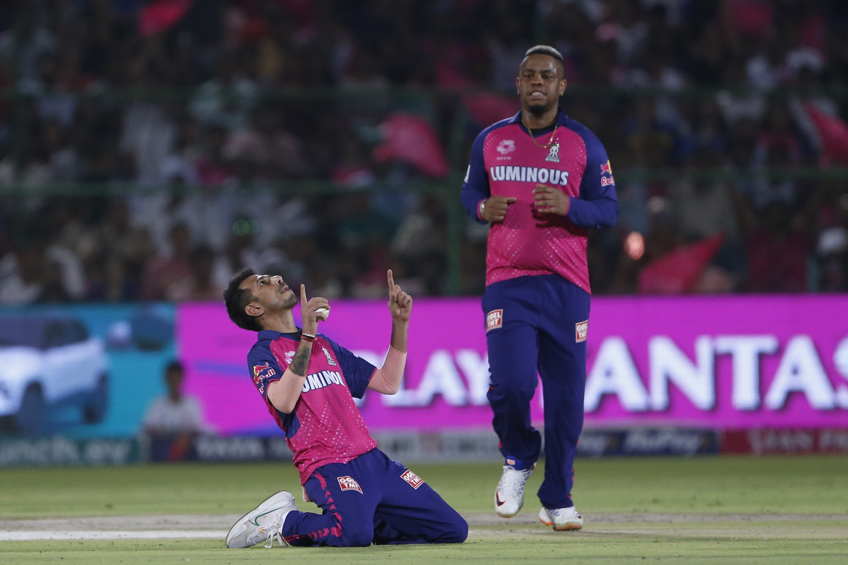 MI vs RR IPL 2024 Moments Hardik Pandya Tilak Varma | DRS के कारण बचे ...