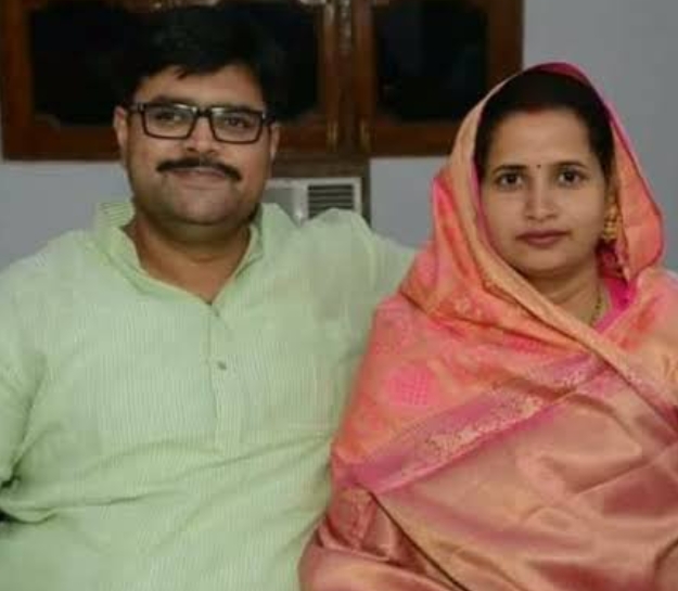 MLA Abhay Singh's wife took membership of BJP | विधायक अभय सिंह की पत्नी ने ली भाजपा की सदस्यता ...