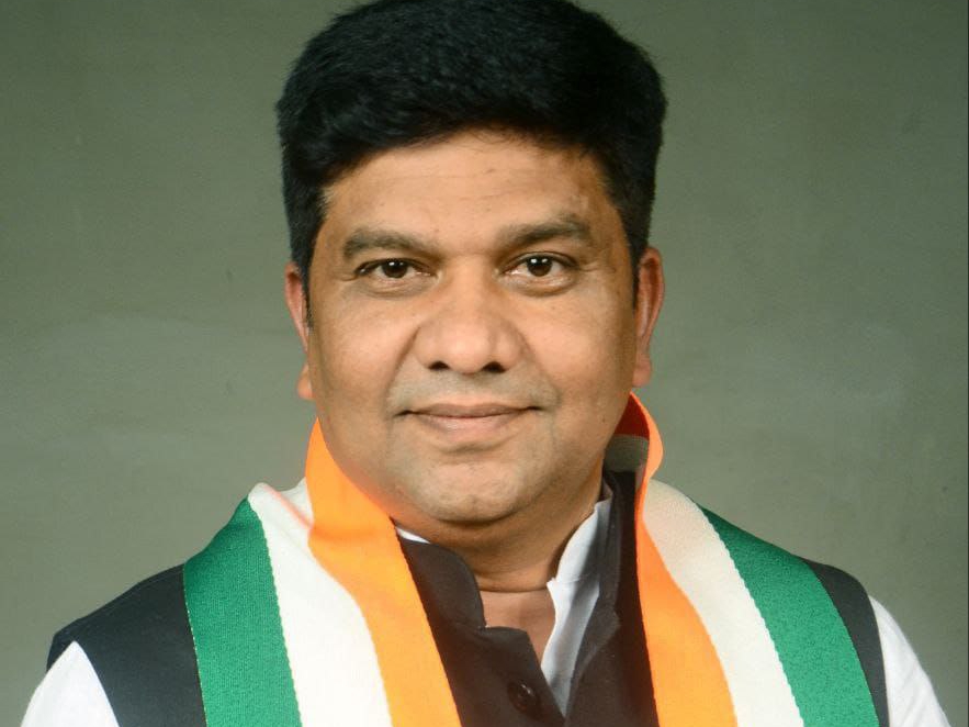 BJP candidate Thakur filed nomination at the auspicious time | भाजपा ...