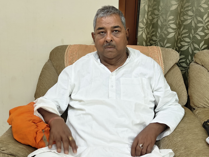 Defeated him 10 years ago, now asking for votes for him