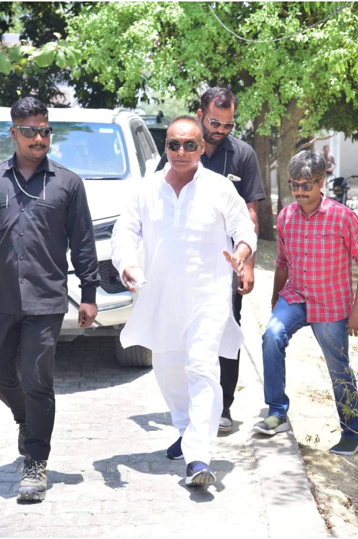 Former IPS officer Arvind Sen Yadav in the fray in Ayodhya.Ayodhya ...