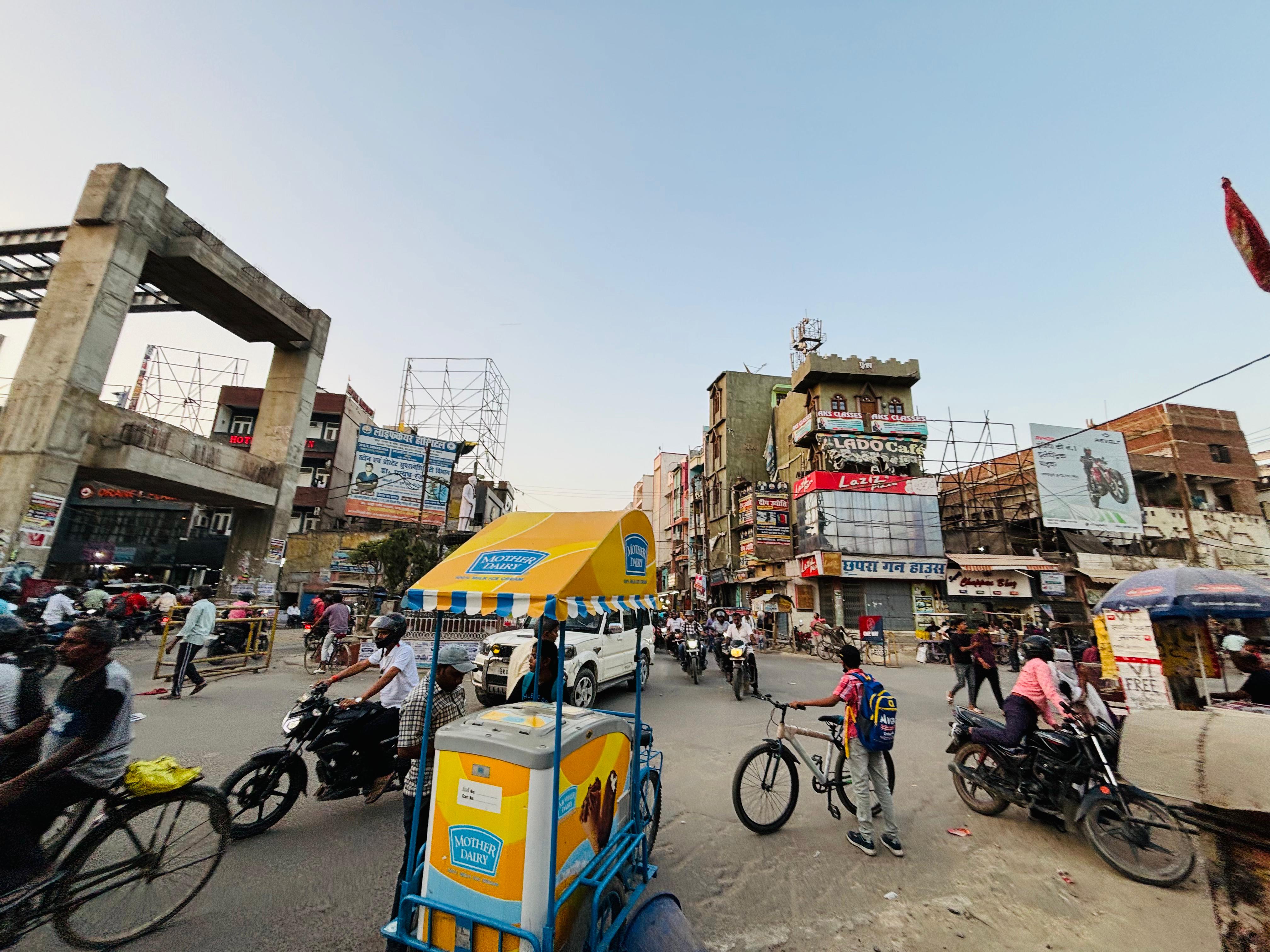 Traffic route map implemented in the city: Entry of heavy and four ...