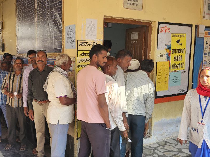Voting in Amet for Rajsamand Lok Sabha seat | राजसमंद लोकसभा सीट के लिए ...