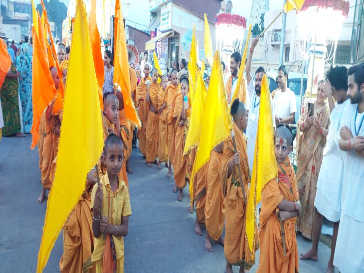 Saint Maluk Das Jayanti Festival | संत मलूक दास जयंती महोत्सव: वृंदावन ...