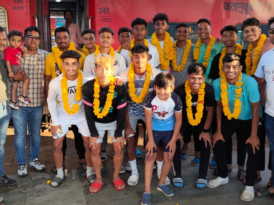 Eklavya Jha of Pachmarhi selected in national football team | नेशनल फुटबॉल टीम में पचमढ़ी के ...