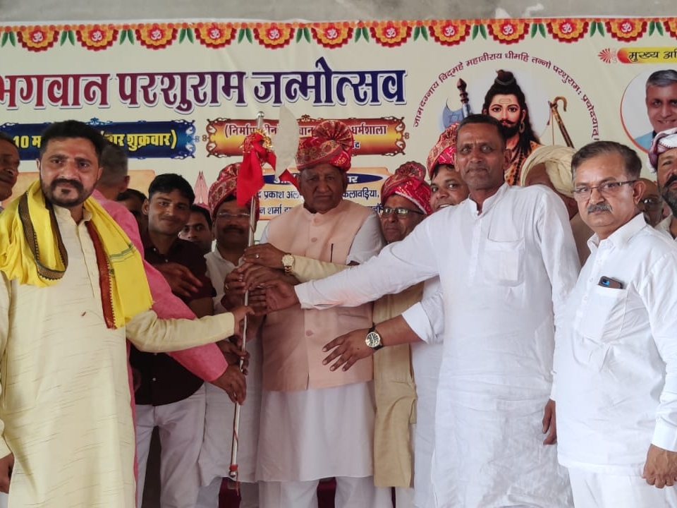 Haryana Narnaund MLA Ramkumar Gautam vs Dushyant Chautala, JJP gang, no ...