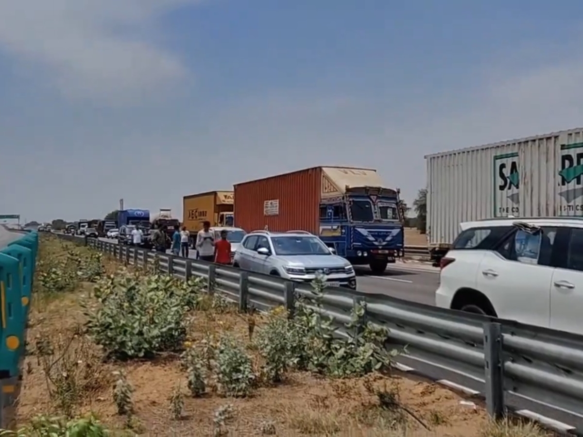 Charkhi Dadri youth dies of electrocution, father brother seriously ...