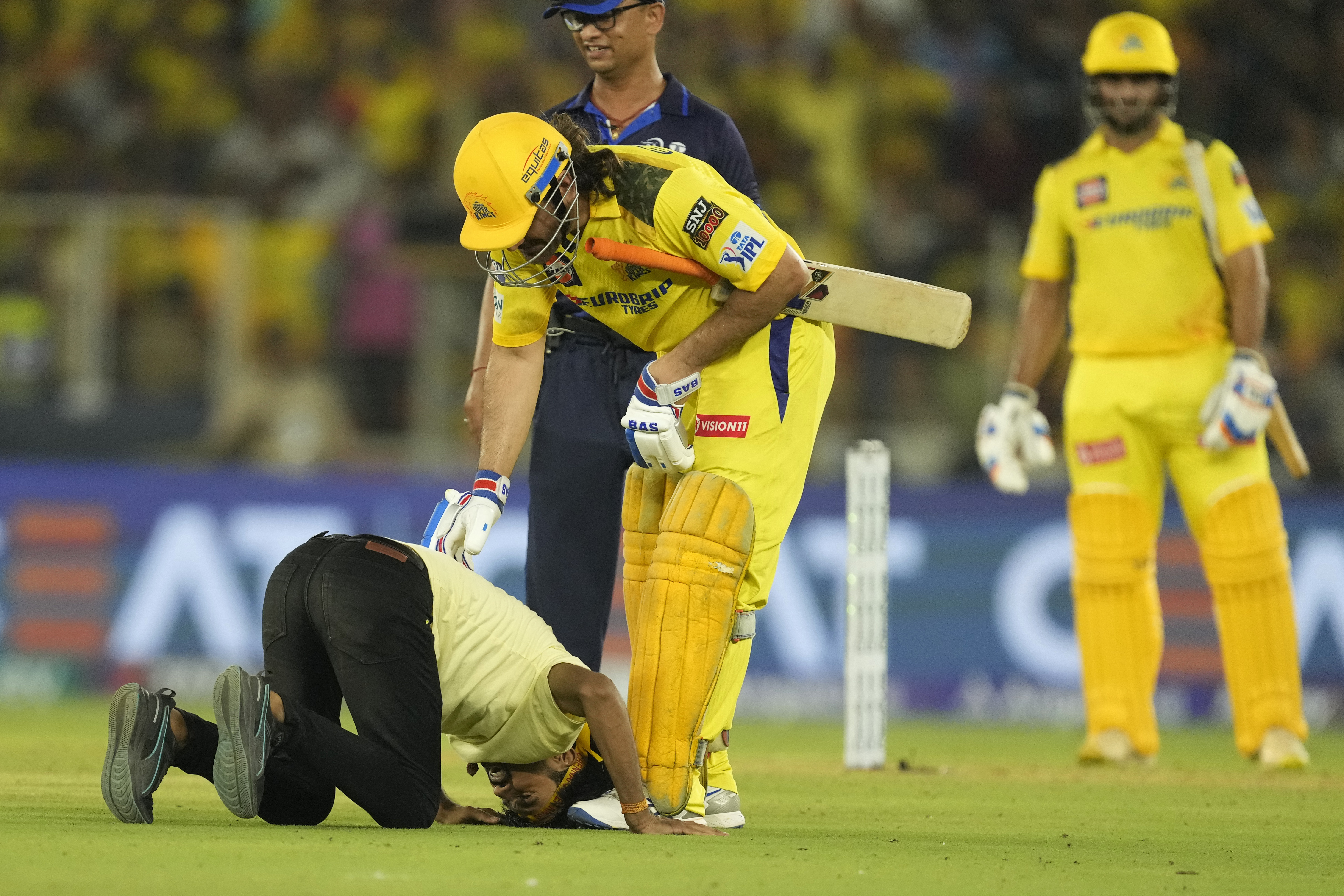 CSK vs GT IPL 2024 Moments Dhoni Fan Touch Feet Tushar Catch Drop ...