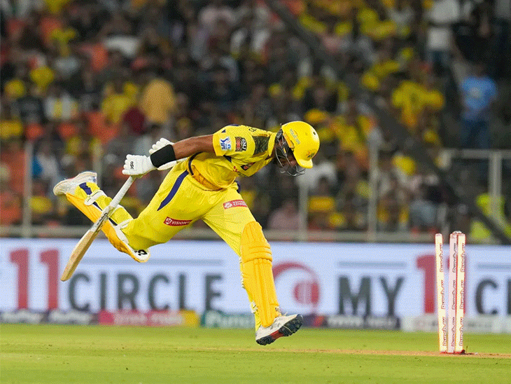 CSK vs GT IPL 2024 Moments Dhoni Fan Touch Feet Tushar Catch Drop ...