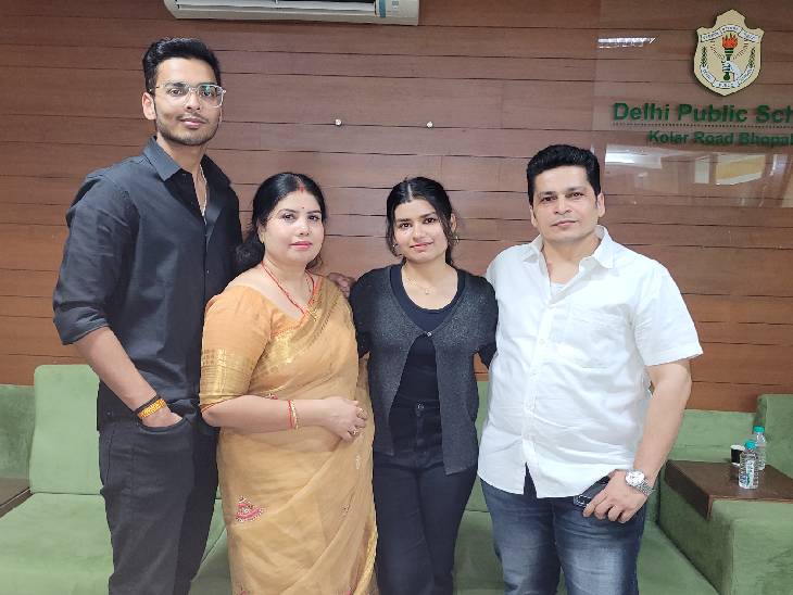 Aashmi-Ishika are toppers in Bhopal's 12th class, got 97% marks | भोपाल ...