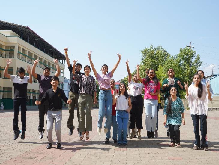 Aashmi-Ishika are toppers in Bhopal's 12th class, got 97% marks | भोपाल ...