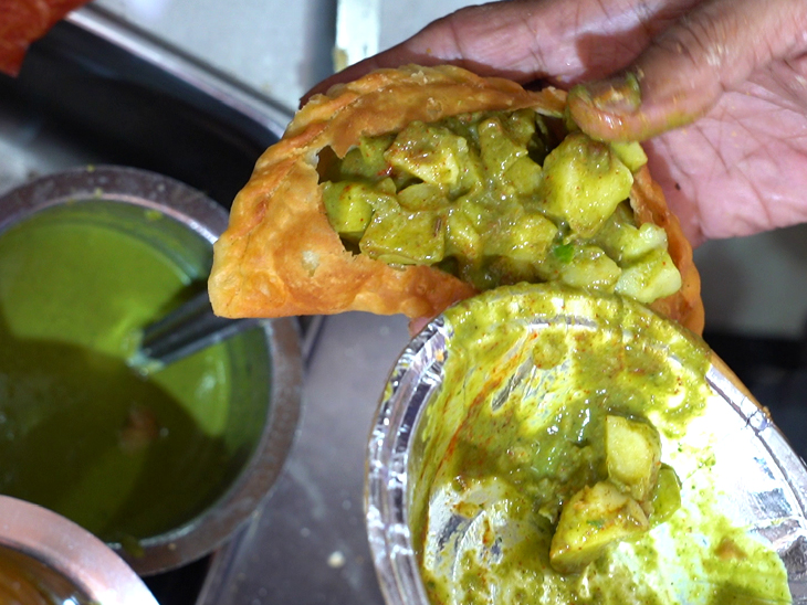Rajasthan Zayka; Jaipur Shree Ram Chat Bhandar Story | Gujiya Chaat Recipe