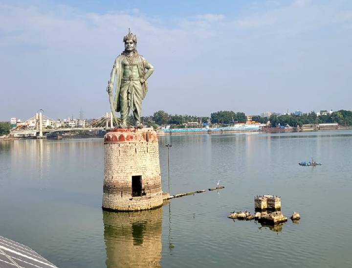 Water theft in Bhopal's Bada Talab...decreased by 2 feet | भोपाल के ...