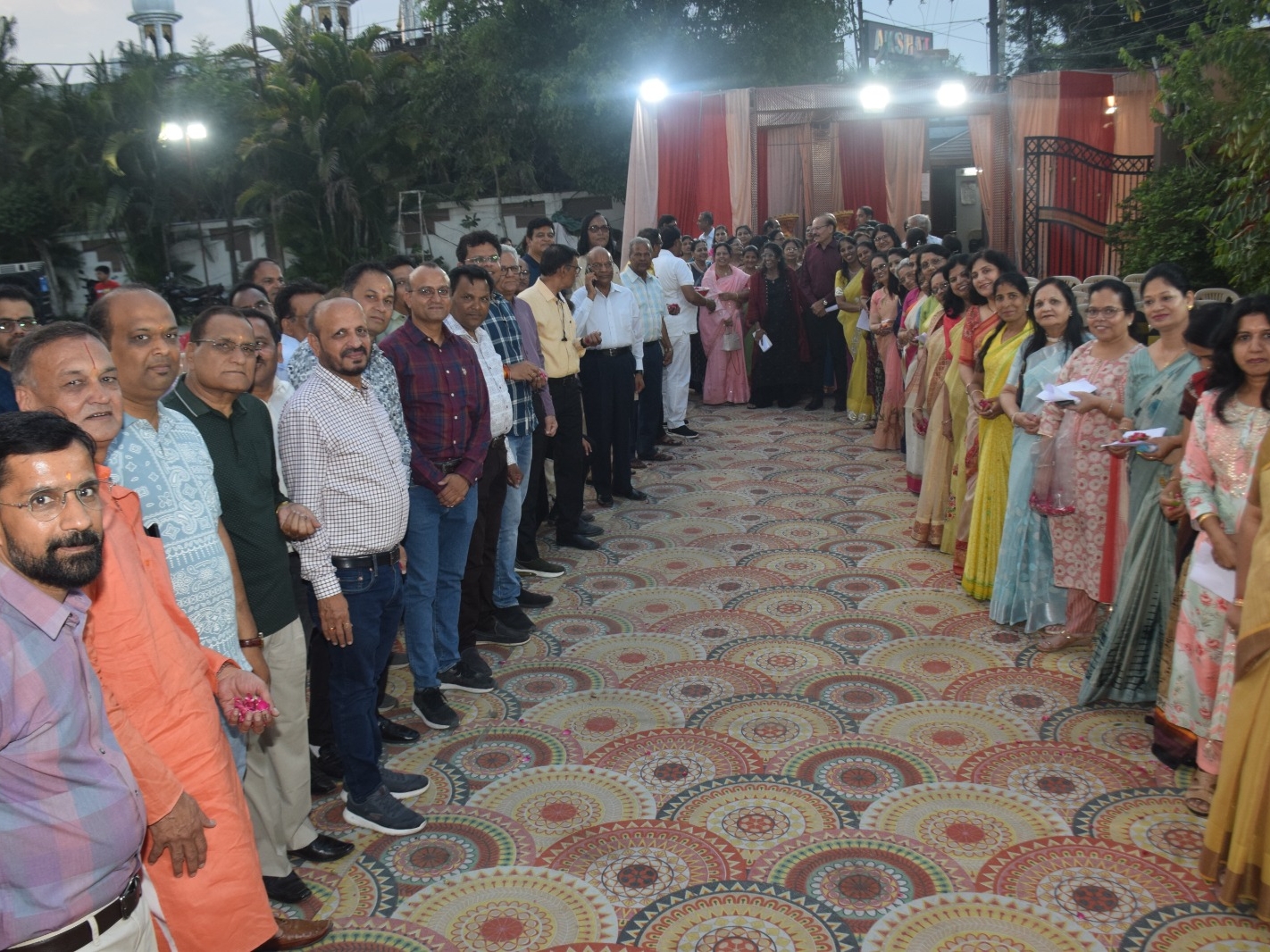 Pipariya Group organized a get-together in Indore | इंदौर में पिपरिया ...