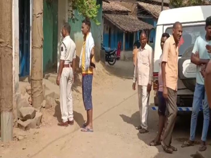 Theft in 4 houses of Korkoma village of Korba | कोरबा के कोरकोमा गांव ...