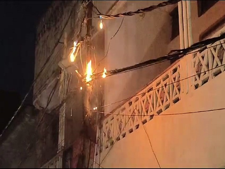 Azamgarh Today Weather Updates Burnt out transformer Low Voltage ...