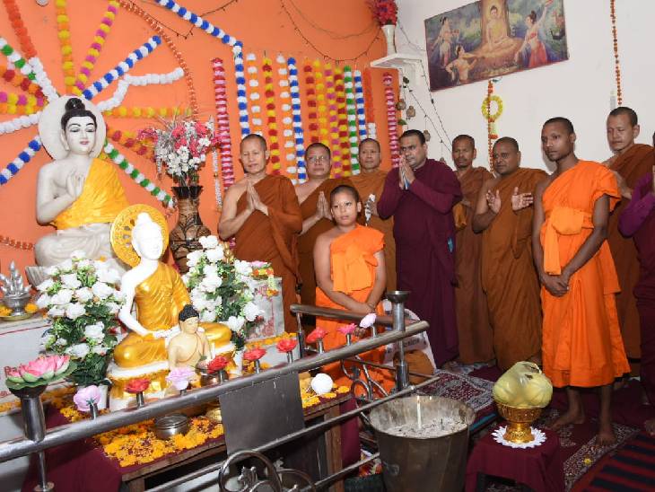 Mahaparitraana Paath on the 2568th Holy Vaisakha Buddha Purnima ...