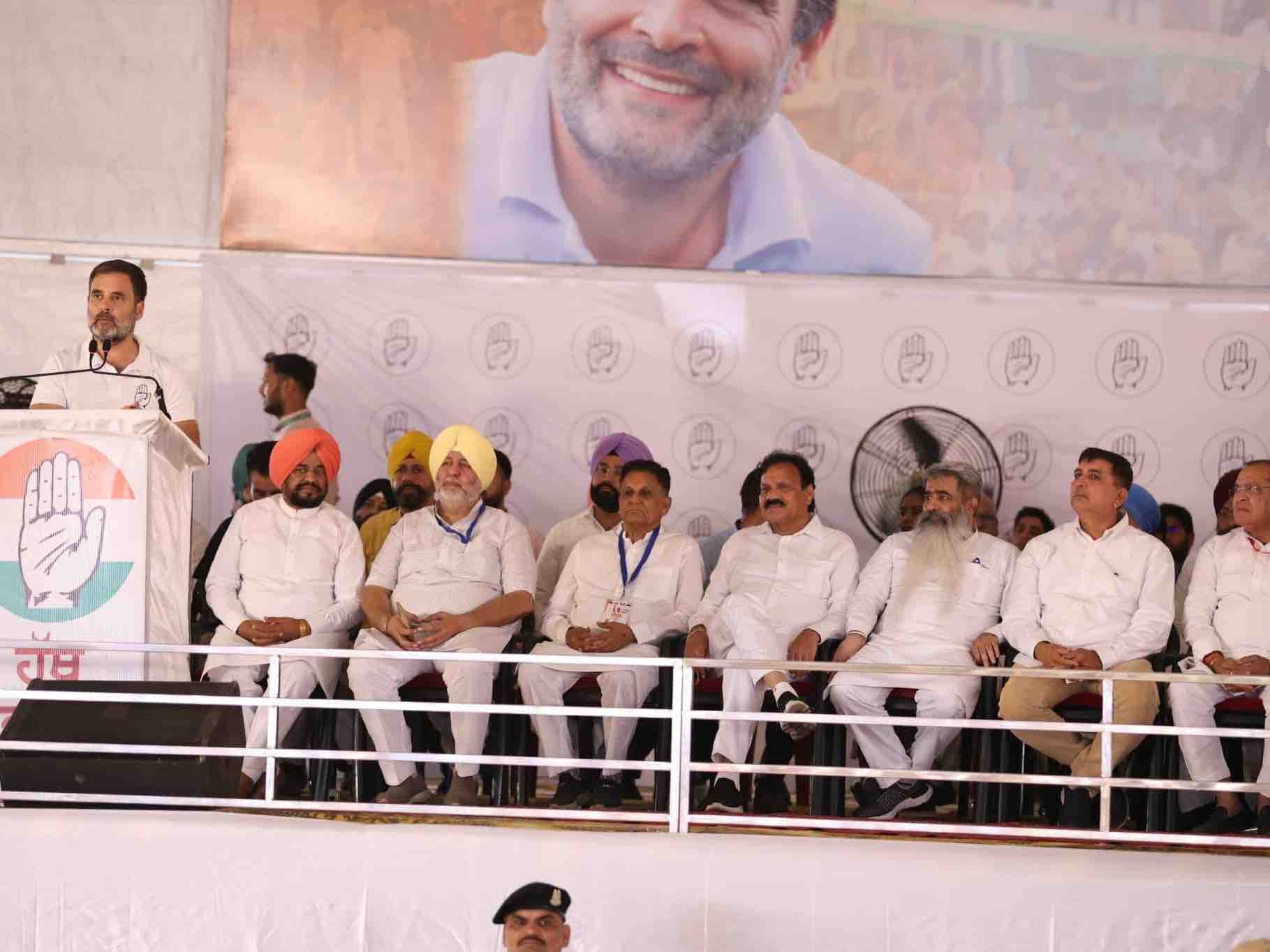 Ludhiana, Raja Vading victory Bharat Bhushan Ashu silent | लुधियाना में ...