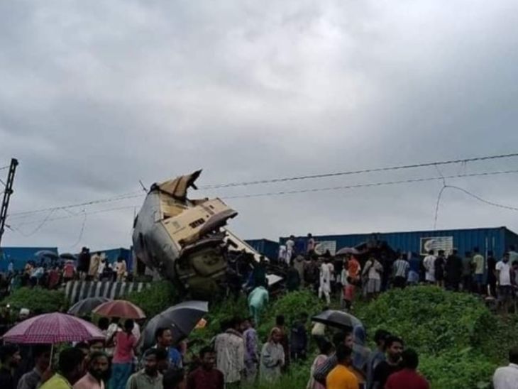 West Bengal Kanchenjunga Train Accident Update | Darjeeling Train Loco ...