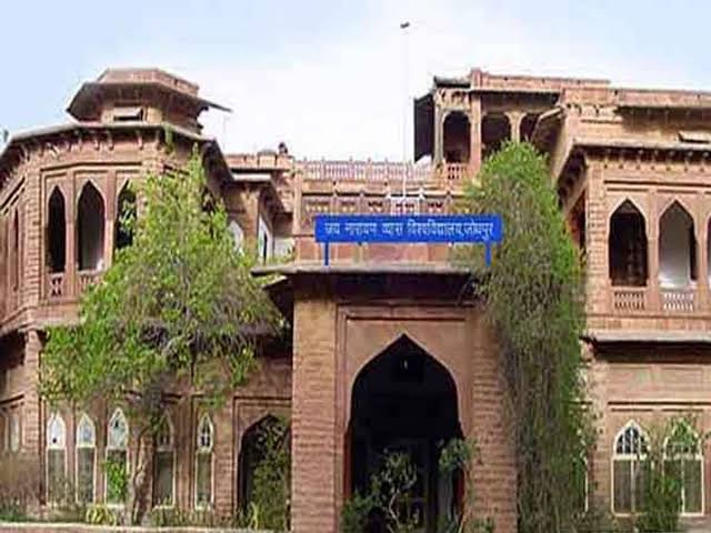 UGC declared 14 universities of Rajasthan as defaulters | UGC ने ...