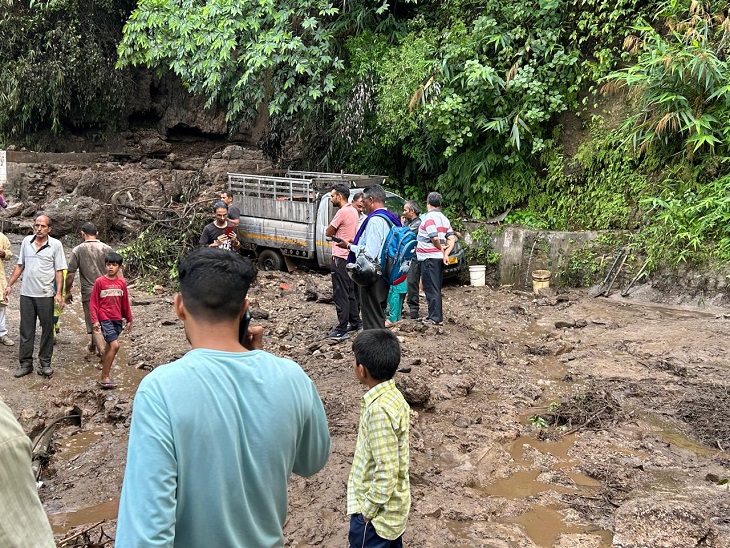 Flash-flood Udaipur Lahaul Spiti Himachal Pre Monsoon Rain | हिमाचल में बादल फटा, गंभरपुल में ...