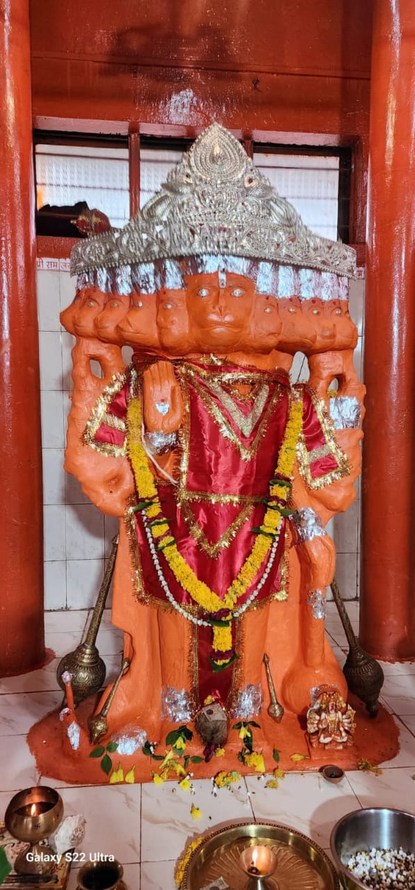 Bajrangbali is adorned with a silver crown in the 11 Mukhi Hanuman Temple | 11 मुखी हनुमान मंदिर ...