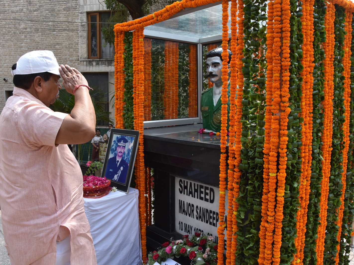 Haryana Assembly Speaker Gian Chand Gupta paid tribute Shahid Major ...