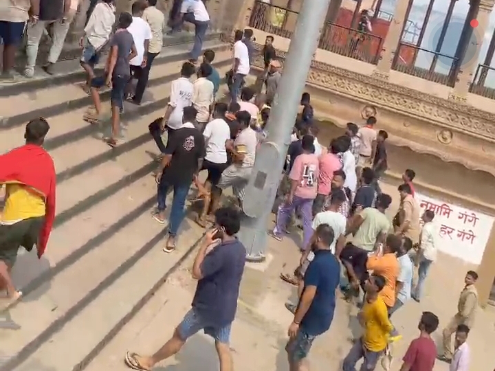 UP MIRZAPUR ACCIDENT NEWS , A young man died after drowning in the Ganges in Mirzapur ...