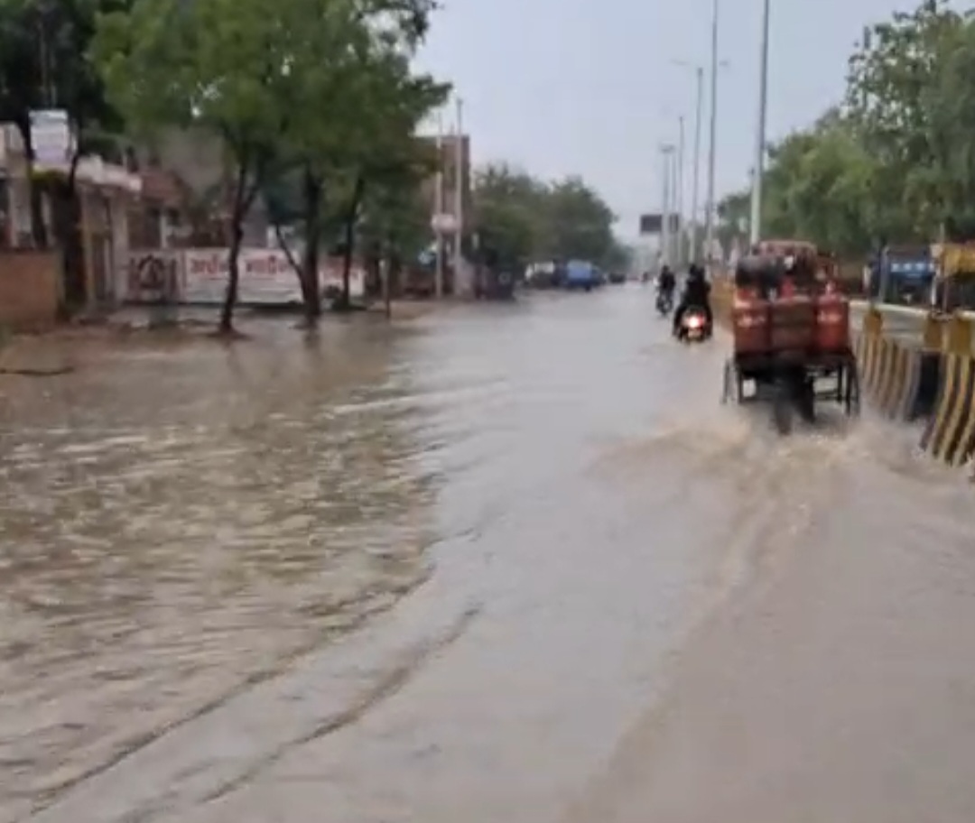Varanasi Picture...The first rain exposed the Municipal Corporation