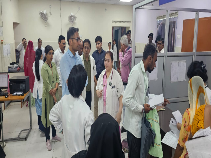 The collector inspected the MDM hospital | कलेक्टर ने किया MDM हॉस्पिटल ...