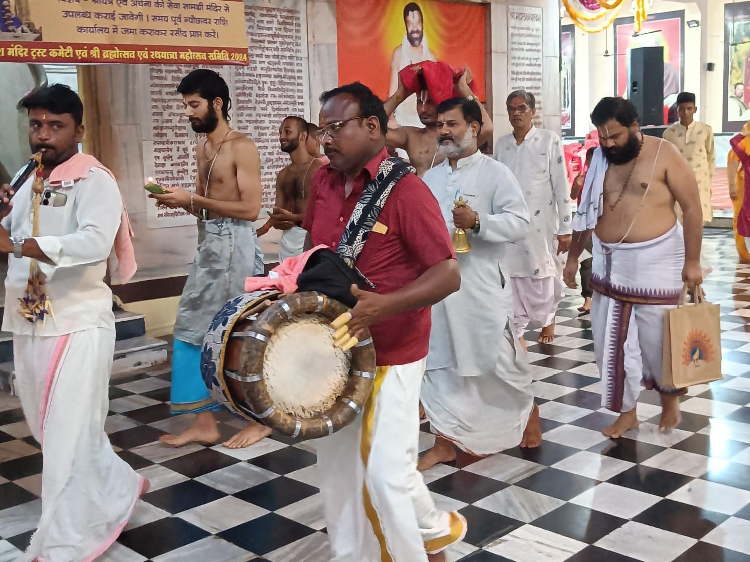 Sri Brahmotsavam at Sri Lakshmi Venkatesh Devasthan Chhatribag Indore ...