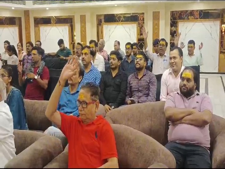 Shyam Sevadar family honored with ceremony | श्याम सेवादार परिवार का ...