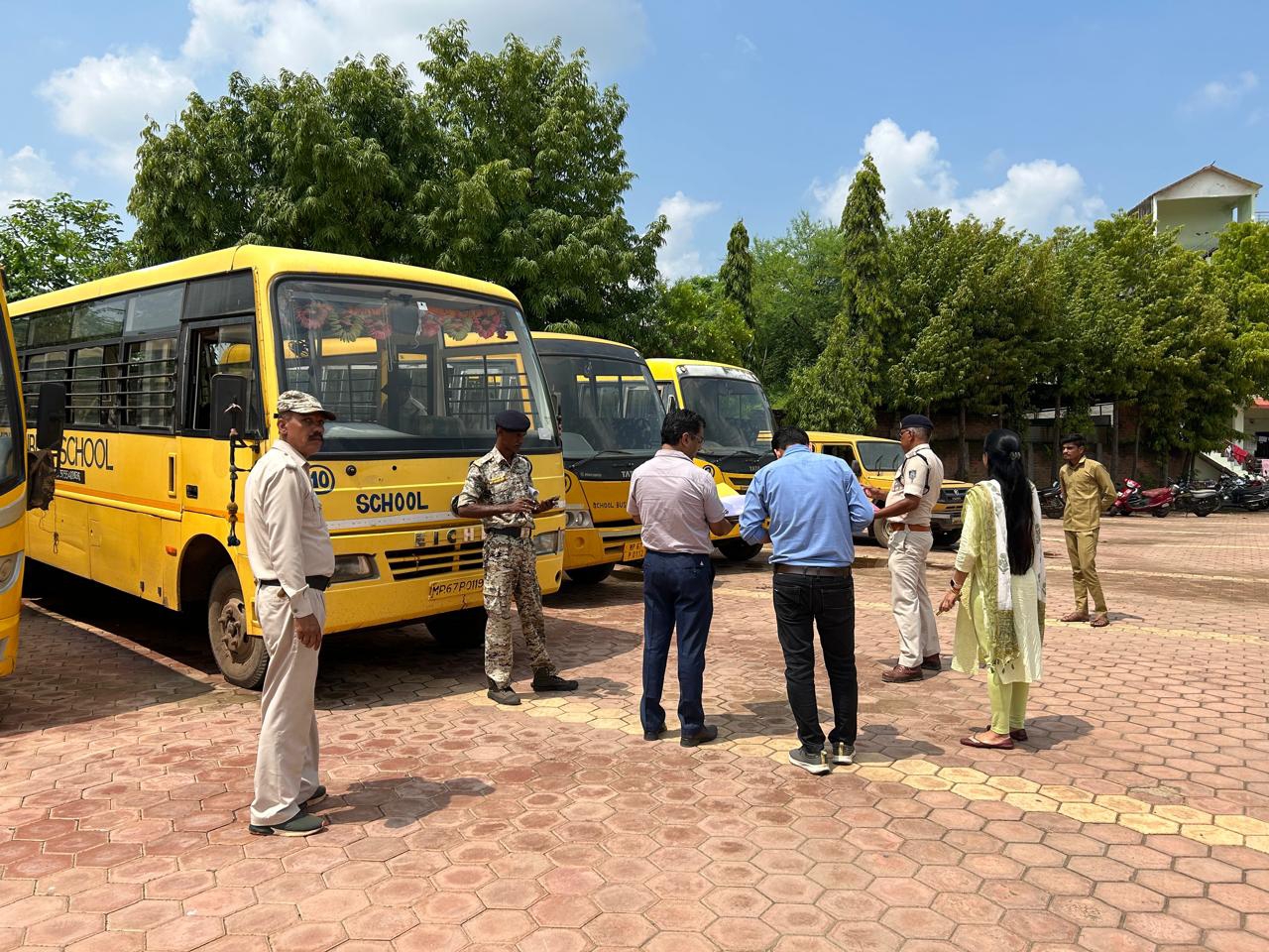 RTO checked school buses: 5 out of 13 buses found unfit were ...