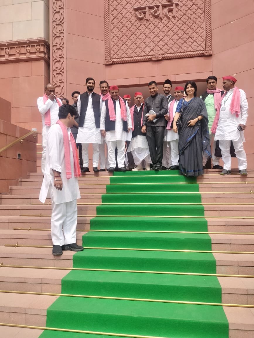 Ayodhya MP Awadhesh Prasad Popularity; Samajwadi Party | Akhilesh Yadav ...