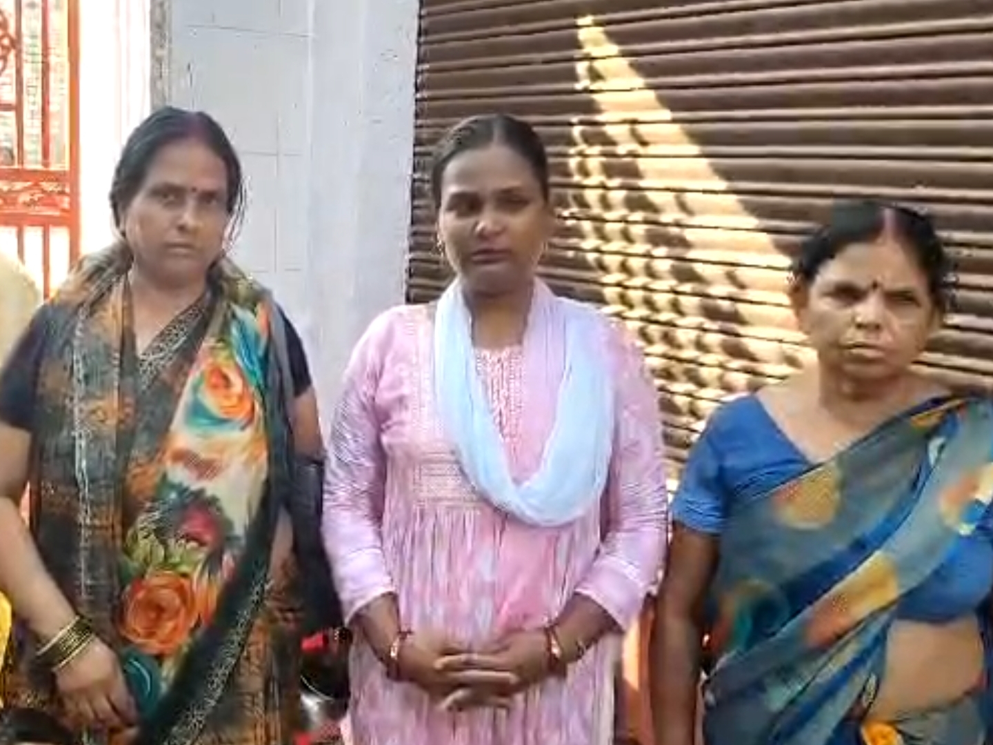 Chain snatching at Lodheshwar Mahadeva temple in Barabanki | बाराबंकी ...