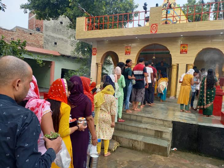 1 lakh people performed Jalabhishek of Lord Shiva in Noida Bombs being ...