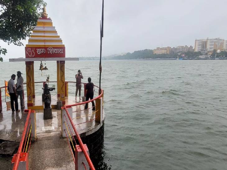 Rain in Bhopal since morning, water level in Bada Talab increased ...