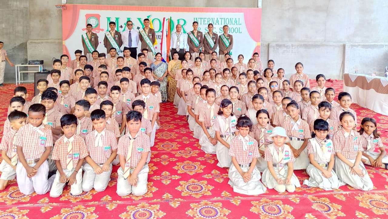 Mayur International School: Suhani became Head Girl and Tarun became ...