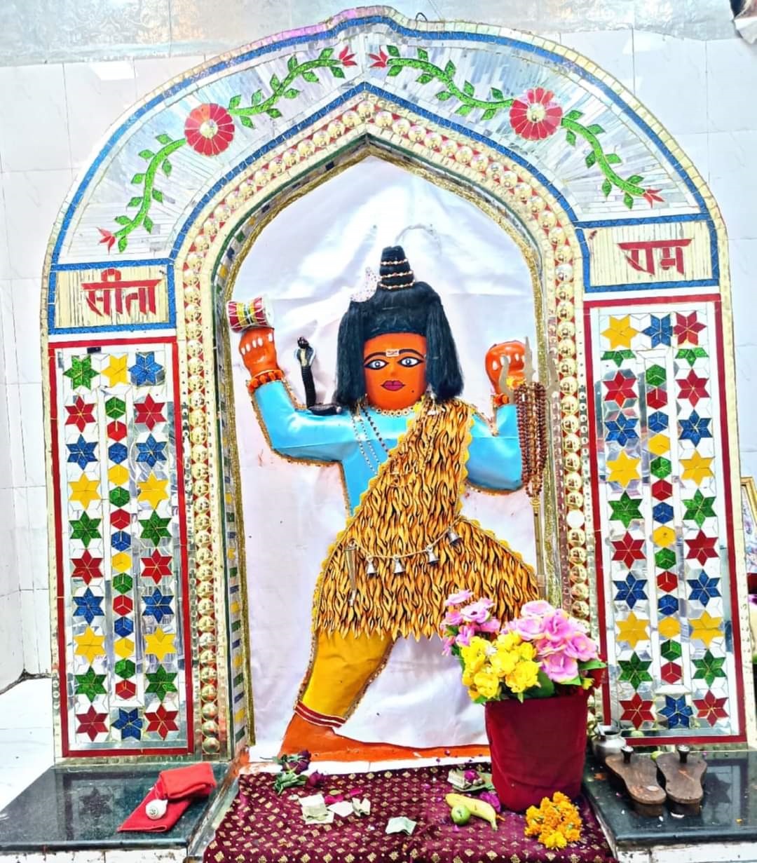 Big Hanuman was adorned in the form of Shiva | बड़े हनुमान का शिव रूप ...