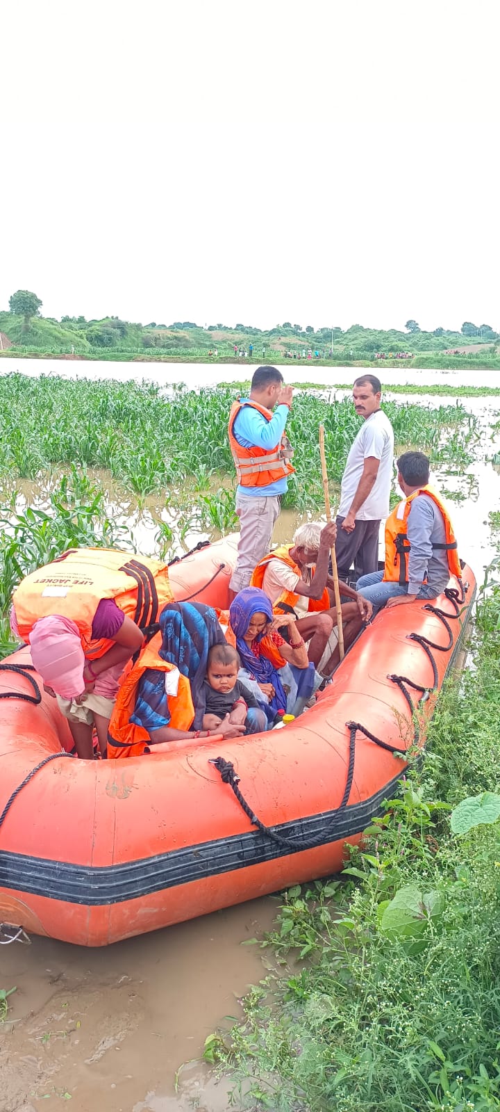 Big water level of Kunwari river of Morena
