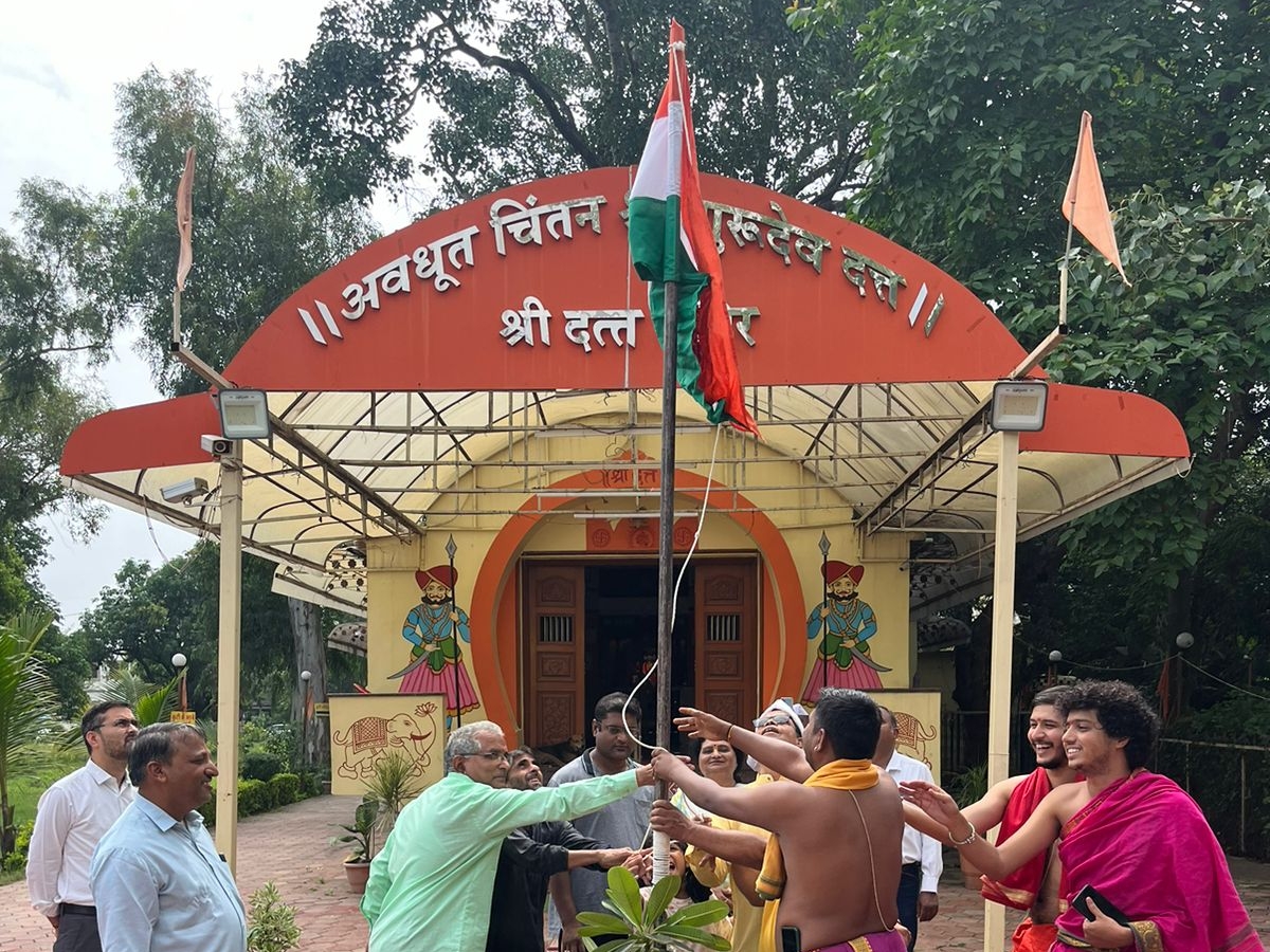 Independence Day celebrated in Dutt Mandir premises | दत्त मंदिर ...