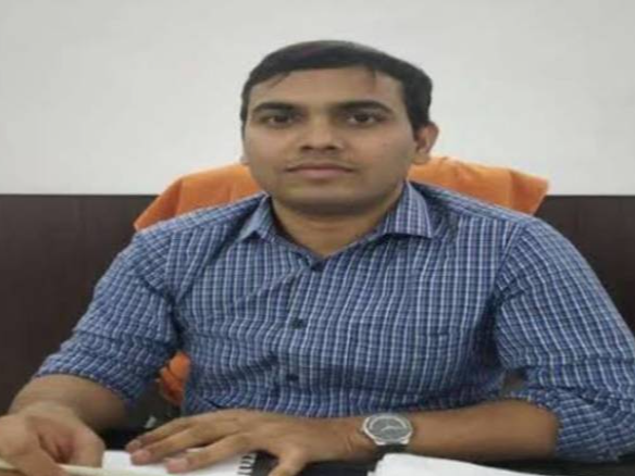 Ayodhya DM upset over poor display on CM dashboard | CM डैशबोर्ड पर ...