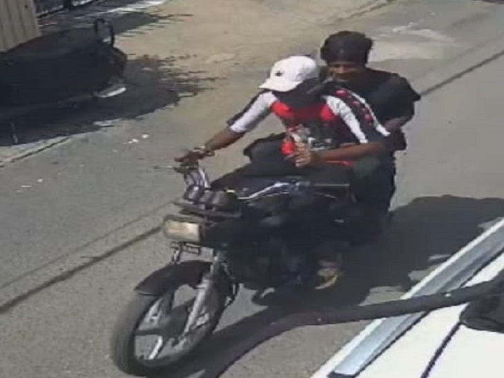 Punjab Ludhiana Kochar Marikt CA Women Riding Activa And Bike Rider ...