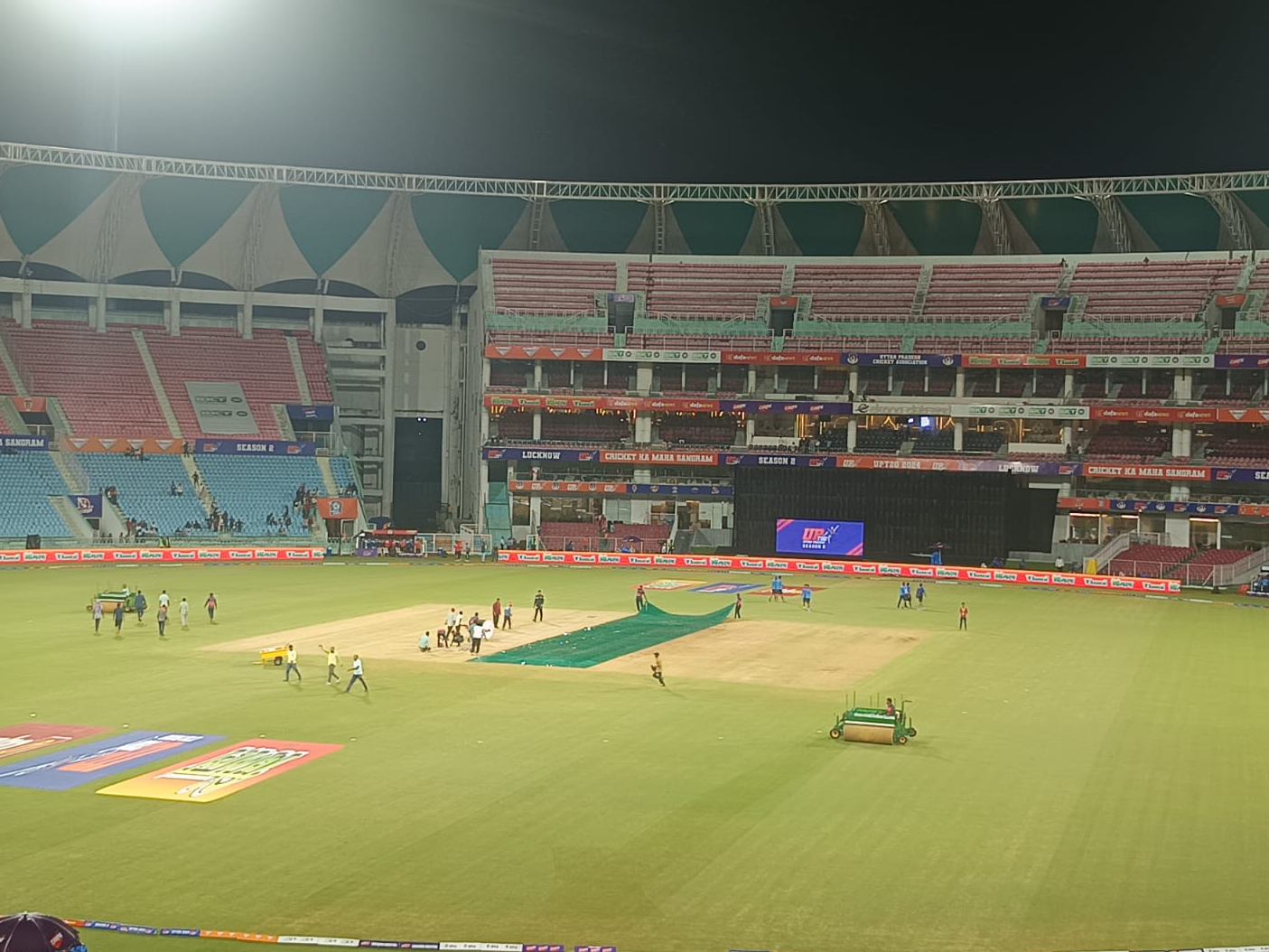 UP T 20 league kashi rudras gorakhpur lions Meerut Mavericks Kanpur ...