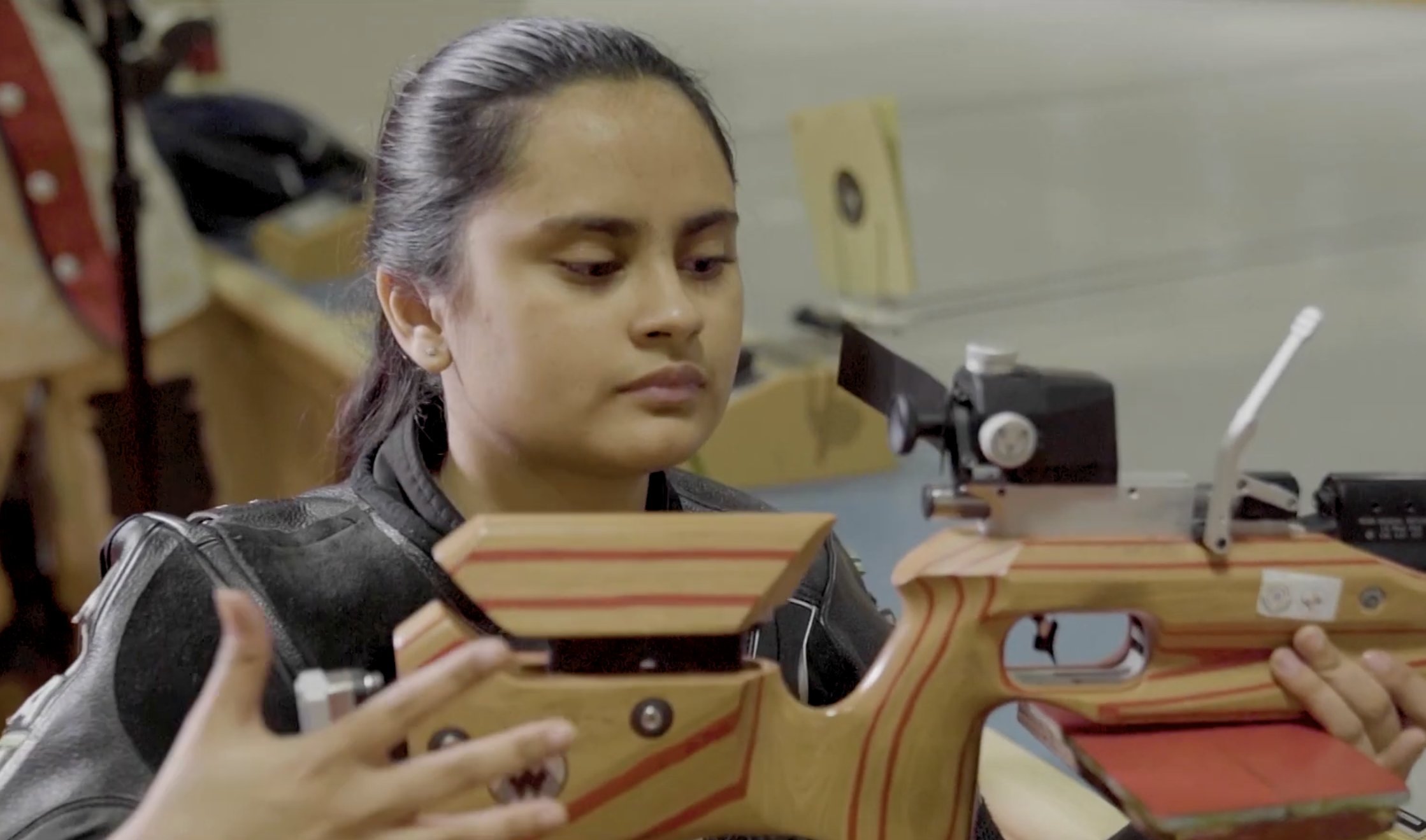 Avni Lekhra won gold with a Paralympic record | Para Archer Shital In ...