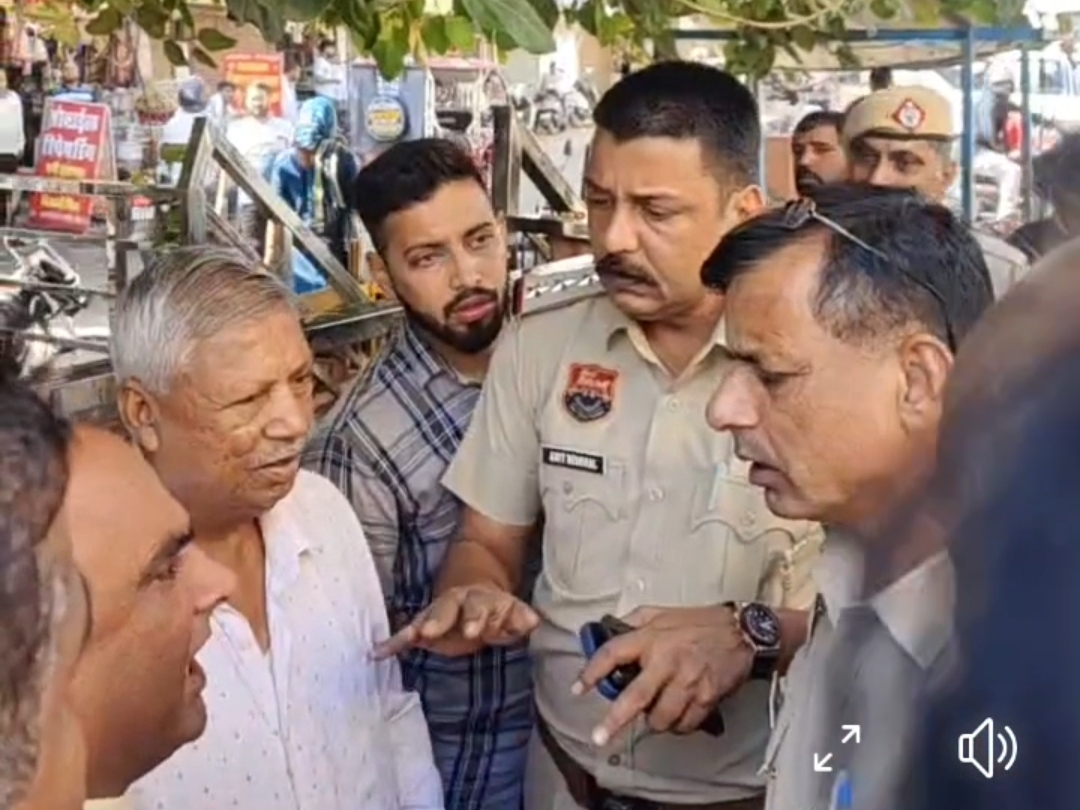 Hisar peepal tree Calf head found | हिसार में पीपल के नीचे मिला बछड़े ...