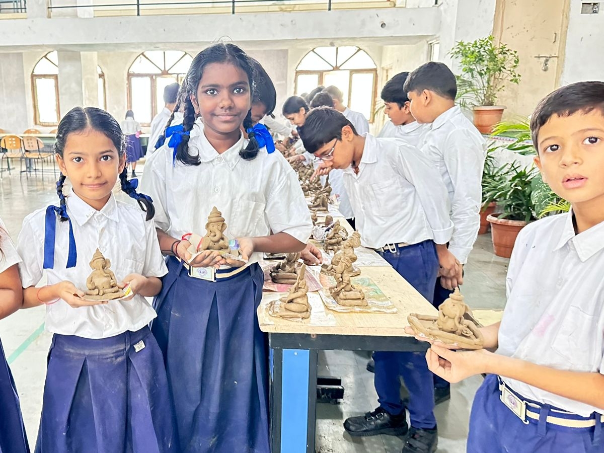 Workshop at Maa Kankeshwari Devi Vidya Vihar in Indore | इंदौर के मां ...